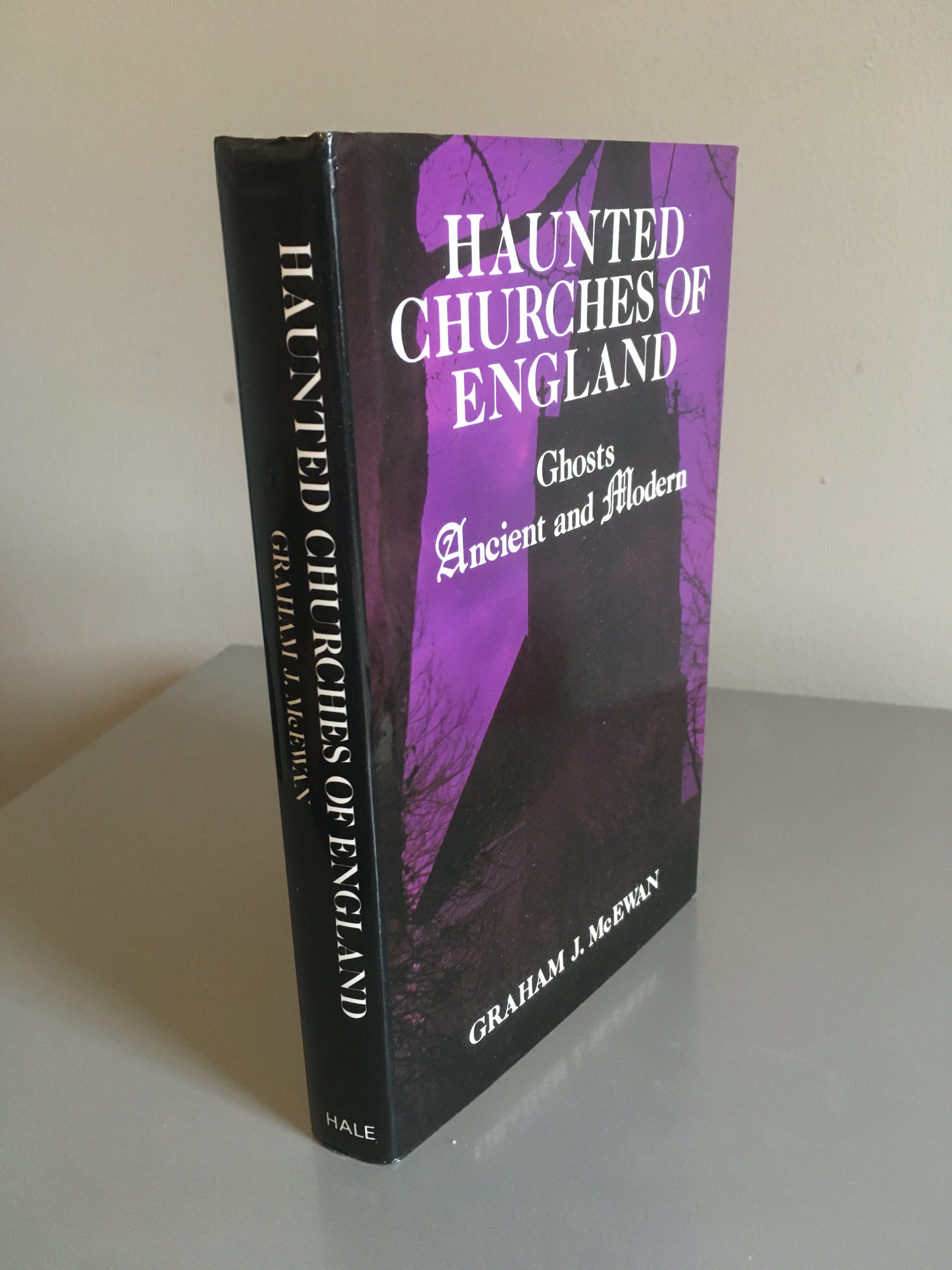 Haunted Churches of England: Ghosts Ancient and Modern, by Graham J ...